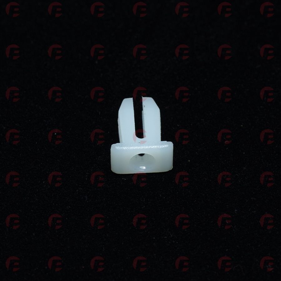 PLASTIC NUT
