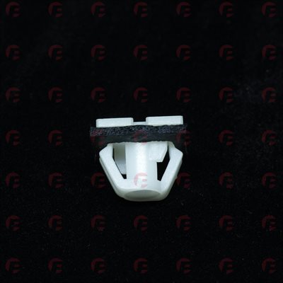 BODY SIDE MOULDING CLIP